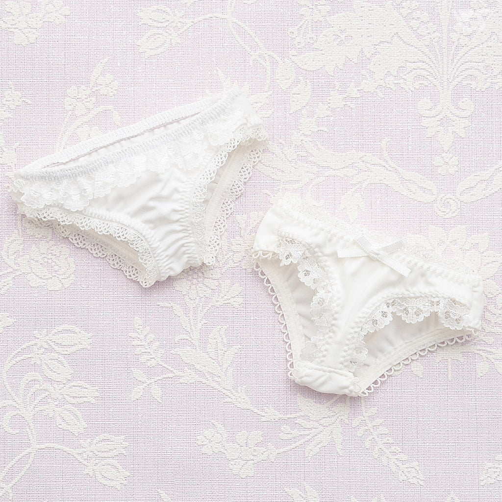 Lingerie Box — VOLKS USA, INC.